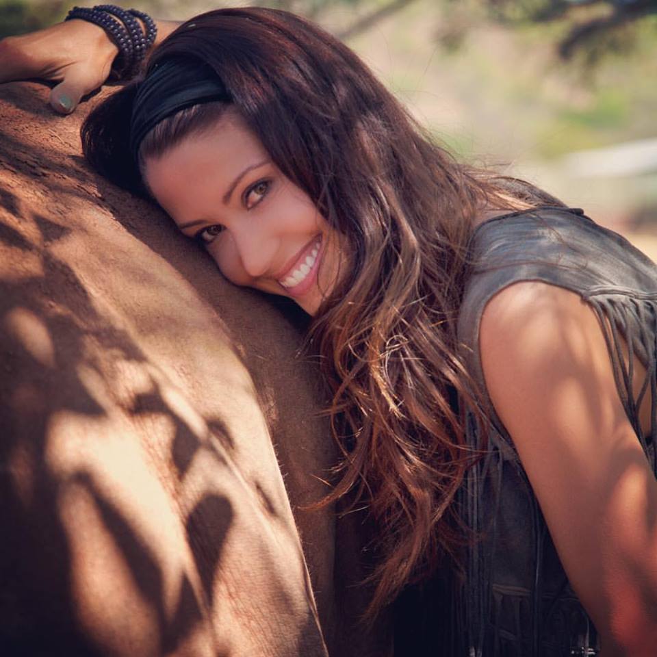 Help Us Save Rhinos with Shannon Elizabeth! – PiperWai Natural Deodorant